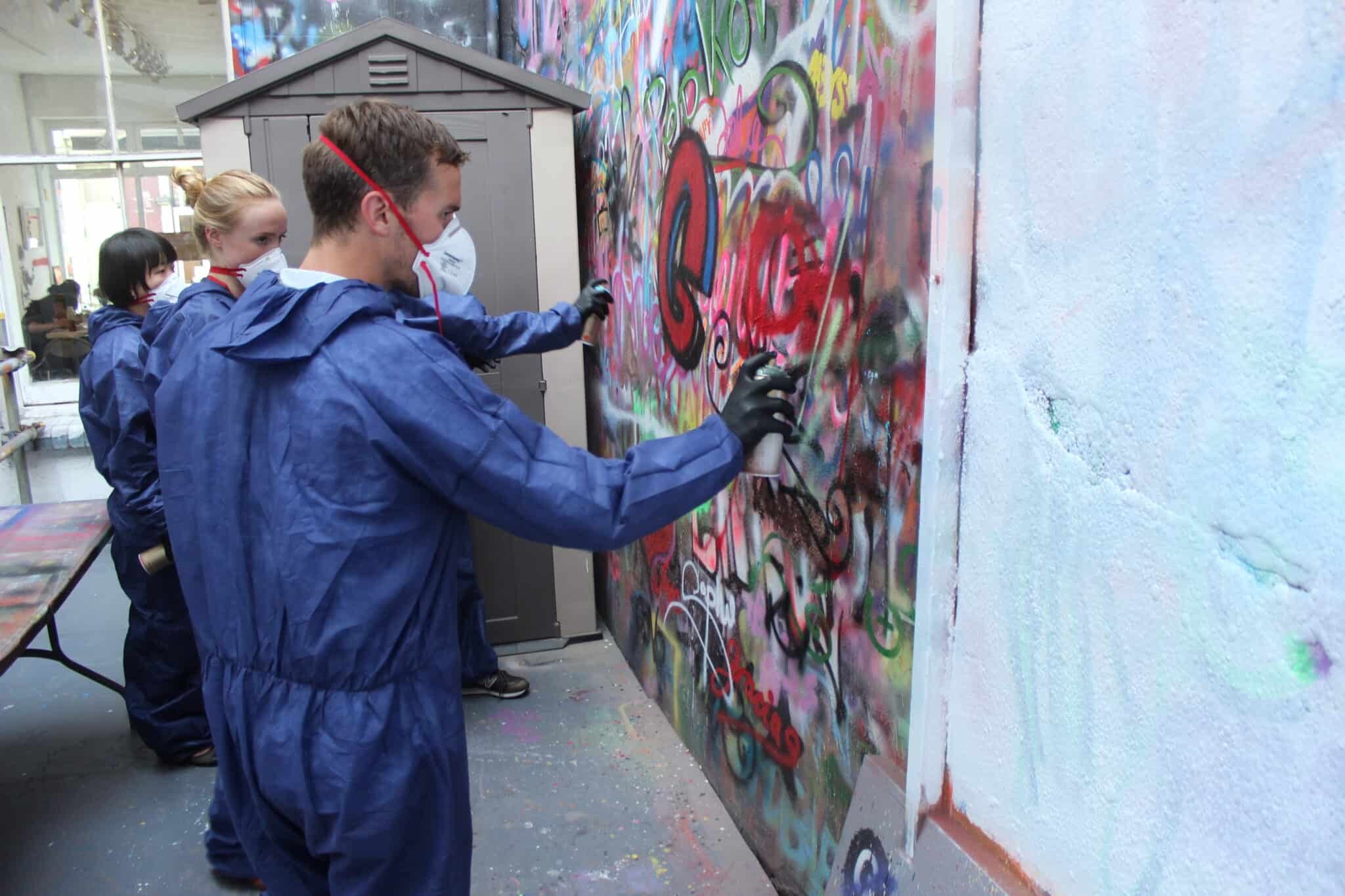 10 Unusual Team Building Activities | Team Tactics