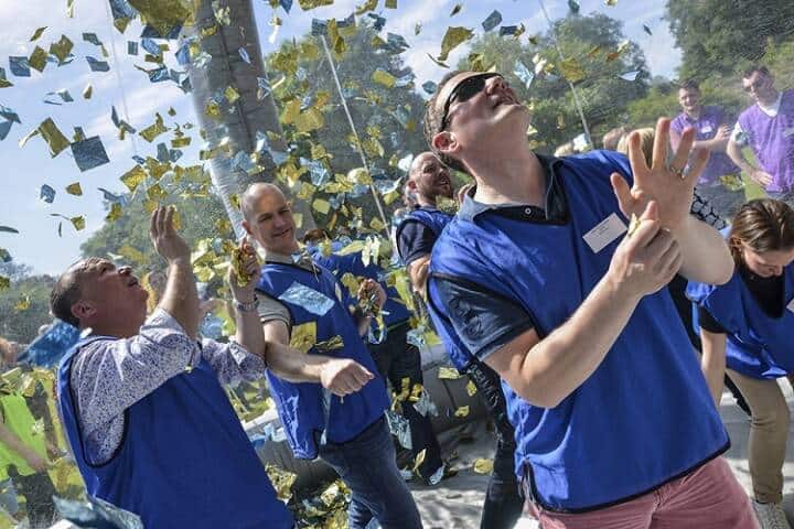 11 Fun and Physical Team Building Activities | Team Tactics